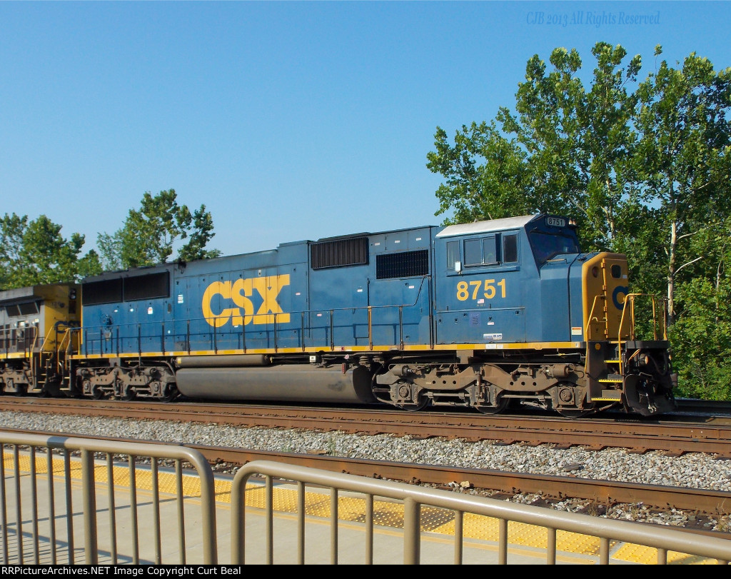 CSX 8751 (2)